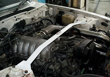 2-POINT FRONT UPPER Strut Bar Nissan 280ZX 79-83 | Ultra Racing £118.13 ...