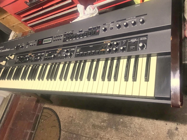 ROLAND VR760 STAGE COMBO - Hammonds, pianos and synths £450.00 ...
