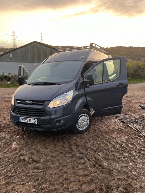 FORD TRANSIT CUSTOM High Roof with only 52k miles on the clock £5,000. ...
