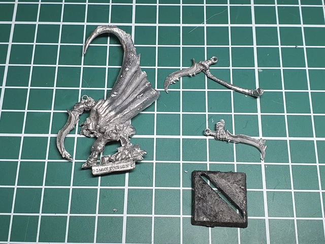 DEATHMASTER SNIKCH - Skaven - Metal OOP - Warhammer Fantasy / Age of ...