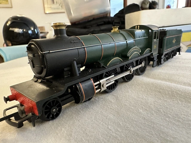 TRIANG HORNBY OO gauge R759 GWR 4983 Albert Hall 4-6-0 Loco & Tender ...