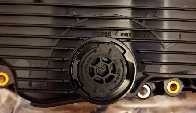 MERCEDES-BENZ 9 SPEED Automatic Gearbox Sump Pan Filter A7252703707 £ ...