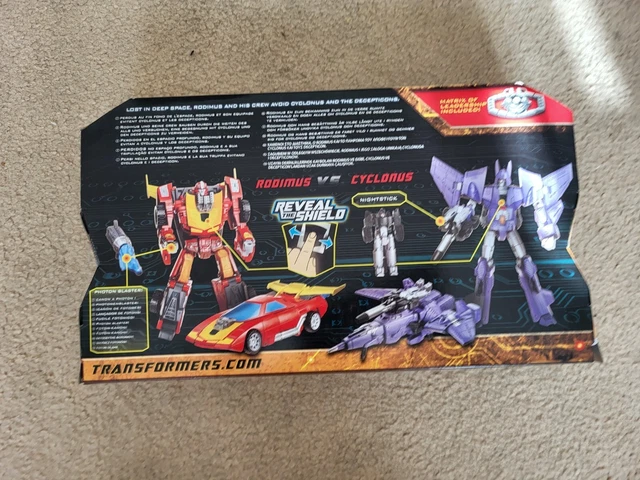 TRANSFORMERS BATTLE IN Space Rodimus vs Cyclonus RTS Reveal The Shield ...