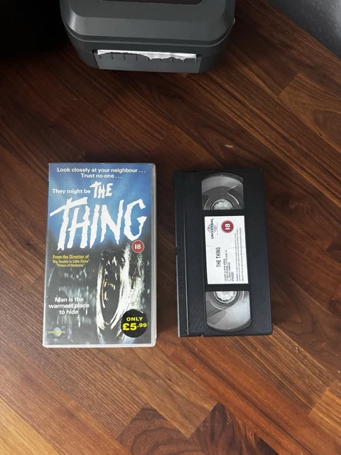 THE THING VHS Tape Kurt Russell, John Carpenter's Cult Horror Film £13. ...