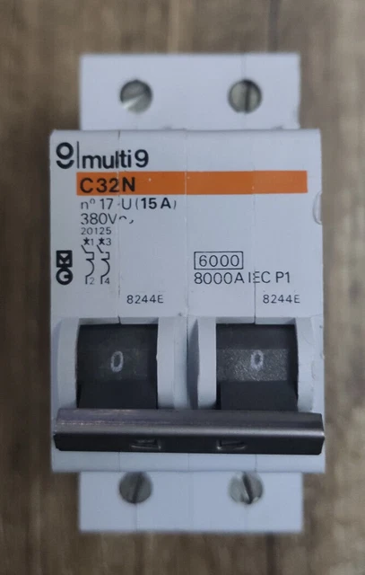 DISJONCTEUR BIPOLAIRE MULTI9 C32N n°17 15A Merlin Gerin 20125 EUR 17,95 ...