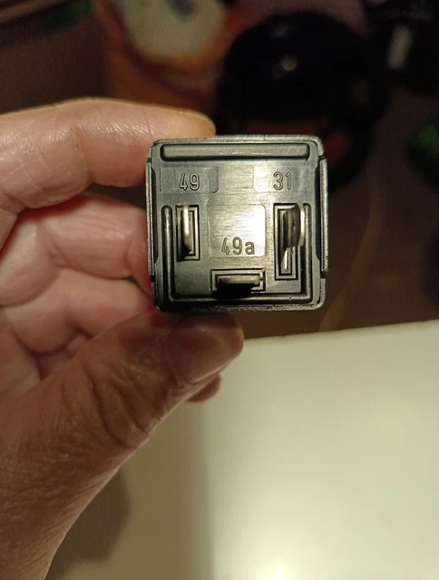 HELLA 71453 TBB80 Relay 3 Pin 4DB003750-65 Fits Several Models New Old ...