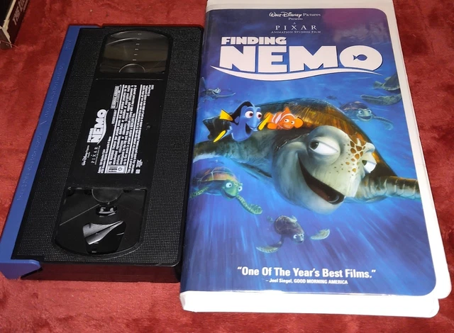 PIXAR & WALT Disney Pictures VHS Tape Finding Nemo (2003) in Clamshell ...