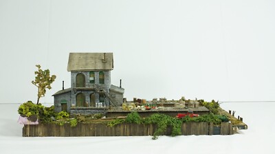 FINE SCALE MINIATURES HO Scale Diorama Chippie Hollow Hardware Stone ...