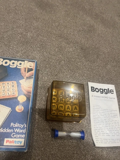 VINTAGE BOGGLE WORD Game Palitoy Parker Letters Cubes Timer £5.00 ...
