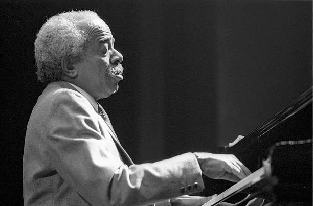 BARRY HARRIS PERFORMS Live On Stage In Amsterdam 1985 OLD MUSIC PHOTO 2 ...