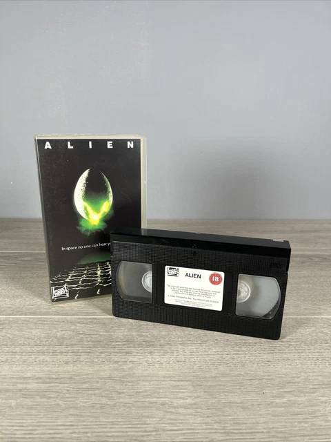 ALIEN (FIRST ALIENS Movie) VHS Video Tape 1979 (Sigourney Weaver) EUR 6 ...