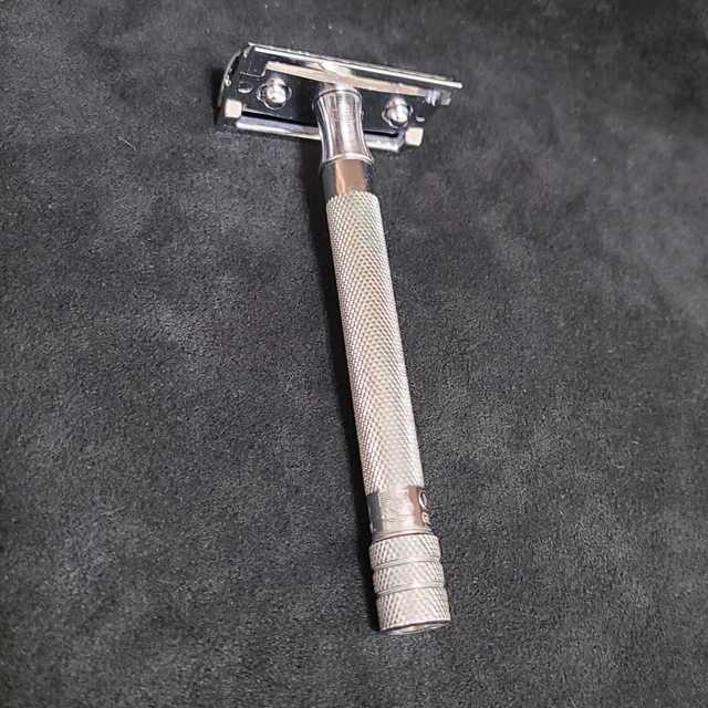 VINTAGE MERKUR SAFETY SHAVING RAZOR Solingen Germany. VERY NICE. HIGH ...