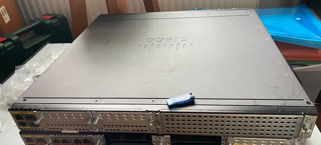 CISCO ISR4331/K9 IPBASE 4300 Series Isr Router (No Clock Fault) $200.00 ...