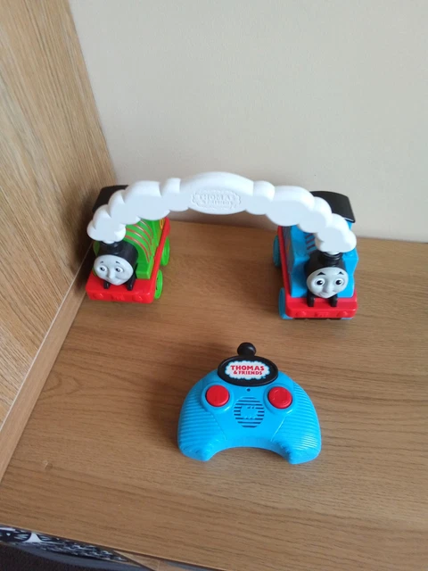 THOMAS AND FRIENDS Train Race & Chase Thomas Tank & Percy Toy £6.44 ...