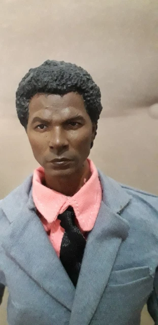 FIGURINE COMPLÈTE ÉCHELLE 1/6 Detective Ricardo Tubbs Miami Vice 1984 ...