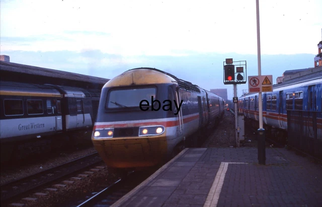 35MM RAILWAY SLIDE- BR HST Class 43. 43146 & 43197 @ Reading £2.99 ...