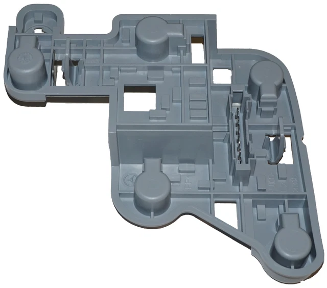 MERCEDES W204 ARRIÈRE Gauche Feu Ensemble Douille A2048201500 Neuf ...