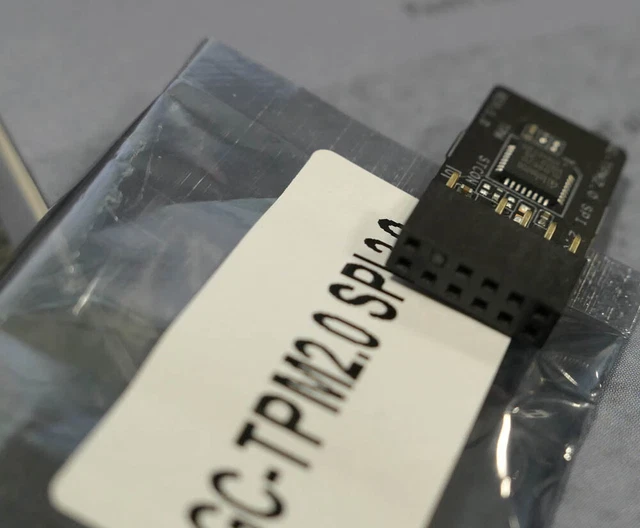 GIGABYTE TPM MODULE 12 pin GC-TPM2.0 SPI 2.0 Infineon chip £37.99 ...
