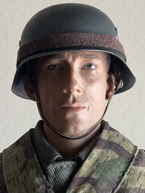 DRAGON/CYBERHOBBY/3R/DID CUSTOM 1:6 Scale WW2 German Wehrmacht-Heer Infantryman $400.00 ...