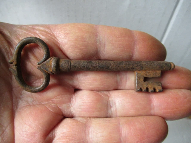 ANCIEN CLE CLEF Antique Old Key Alter Schlüssel Vecchia Chiave Llave ...