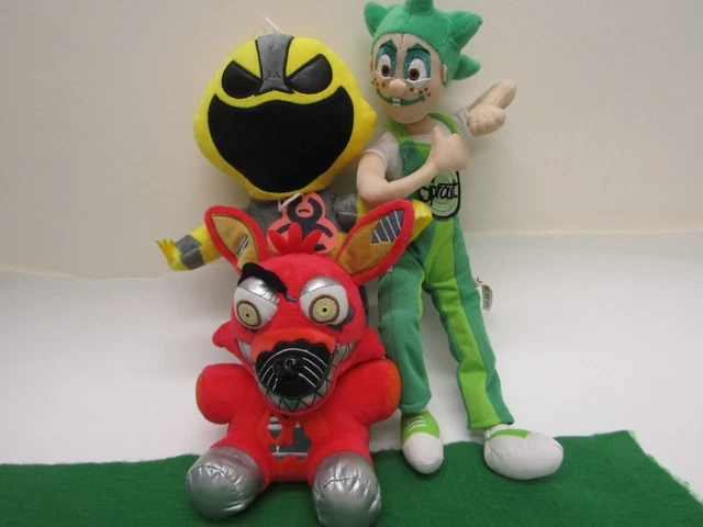 NIGHTMARE FOXY FIVE Nights At Freddy's PLUSH + Butlins Skyline Sprout ...