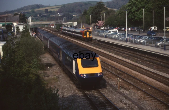 35MM RAILWAY SLIDE - HST Class 43. 43023 @ Totnes £2.75 - PicClick UK
