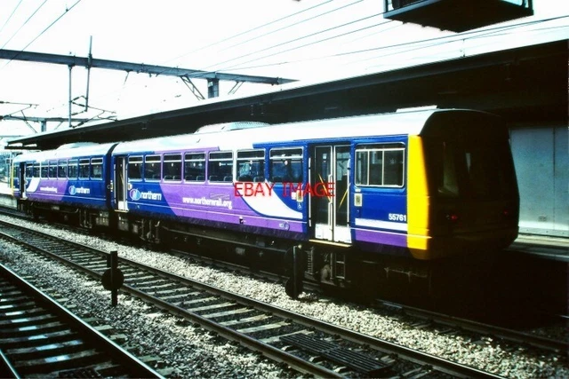 PHOTO CLASS 142 Pacer 2-Car Dmu No 142 065 At Leeds City Of Northern ...