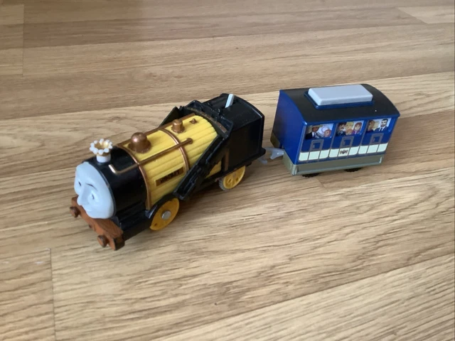 THOMAS TANK ENGINE Trackmaster MOTORIZED STEPHEN THE ROCKET+Rare Pop Up ...