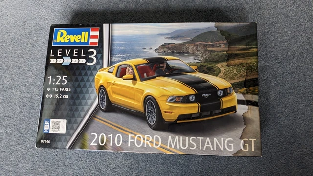 REVELL 2010 FORD Mustang Model Kit - No. 07046 - Sealed EUR 20,57 ...