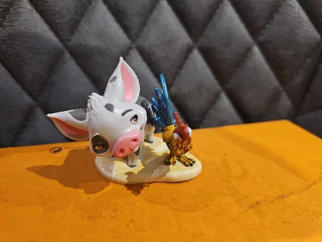 DISNEY MOANA PVC Figurine Pua Pig & Hei Hei Rooster SKU A0196 £3.99 ...