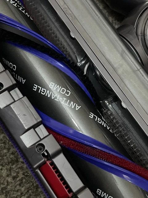 DYSON V15 TORQUE Drive Anti Tangle Comb Motorhead Head Ex Display Vgc ... DYSON V15 TORQUE Drive Anti Tangle Comb Motorhead Head Ex Display Vgc ...