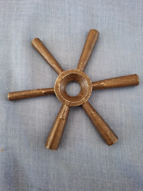 ANCIENNE MULTI CLÉS Horloge, Pendule...1,3,5,7,9,11. A.m EUR 90,00 ...