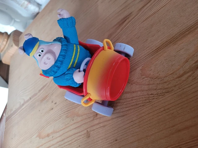 TIMMY TIME PAXTON The Pig Red Push Along Racing Car Aardman Animations ...