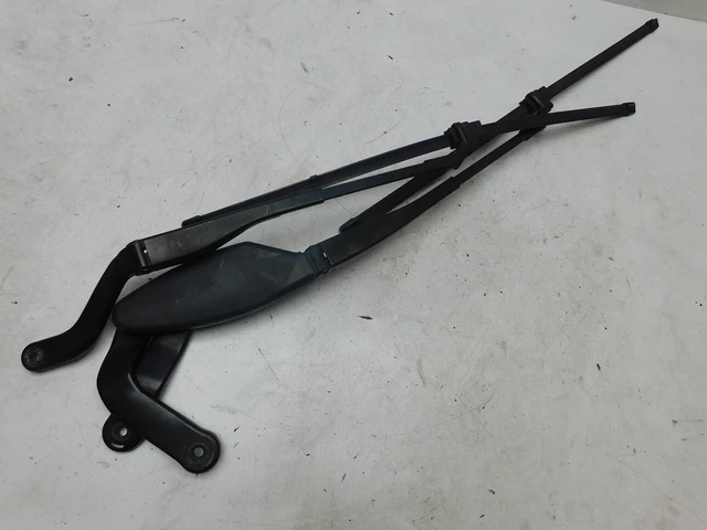 MERCEDES BENZ E63 AMG W211 2006 Front Windscreen Wiper Arms Pair J116 ...