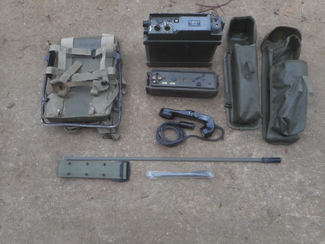 ANCIENNE RADIO MILITAIRE TRC 552 EUR 240,00 - PicClick FR
