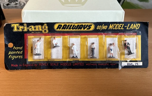 TRIANG 00/H0 RAILWAYS Model Land Figures RML 71. Minic Motorway £52.72 ...
