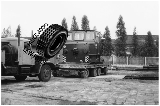 OLDTIMER TRUCK PHOTO, Lkw KrAZ 258 Foto,DDR RAW Leipzig ...
