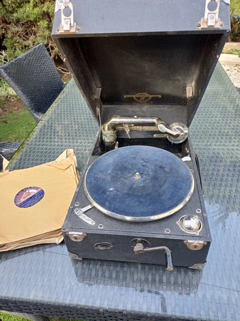 PHONOGRAPHE GRAMOPHONE COLUMBIA n° 201 PHONO VALISE + 10 disques Pathé ...