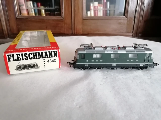 FLEISCHMANN H0 4340 Locomotora Eléctrica Re 4/4 11156 SBB CFF FFS OVP ...