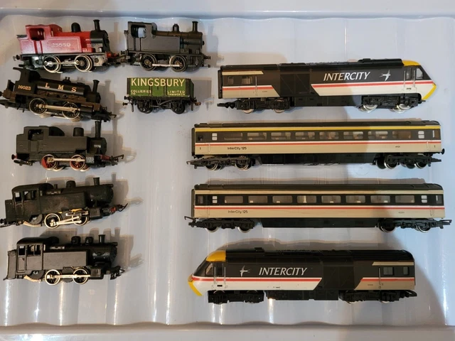 TRI-ANG HORNBY MODEL Railway Joblot Vintage Train engines £80.00 ...