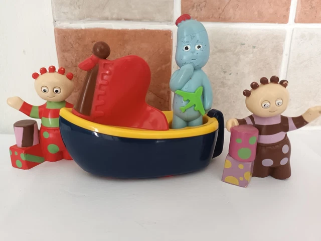 IN THE NIGHT Garden " iggle Piggle " in his wheel Boat & Friends £7.07 ...
