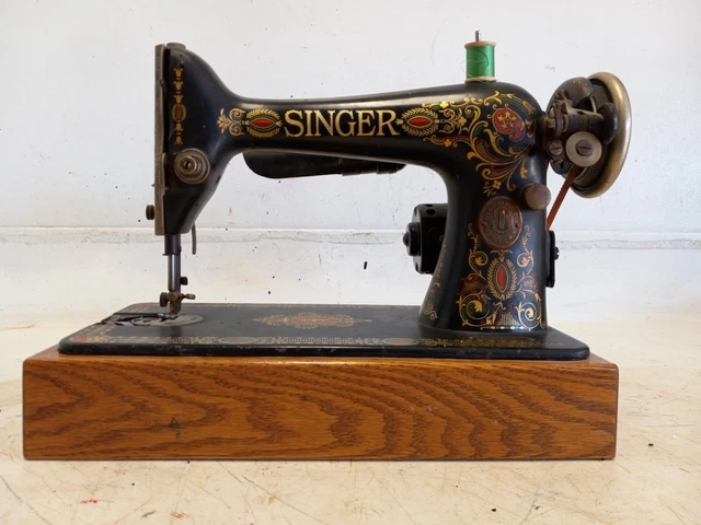 ANTIQUE 1923 PORTABLE Electric Singer Sewing Machine Great Graphics ...