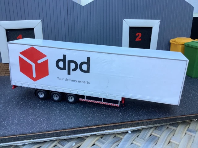 CORGI MODEL TRUCK 1:50 scale - CODE 3 DPD STEPFRAME TRAILER £20.99 ...