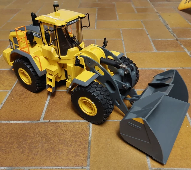 DOUBLE E VOLVO E592 RC Loader Radlader 1/16 RTR Metall EUR 320,00 ...
