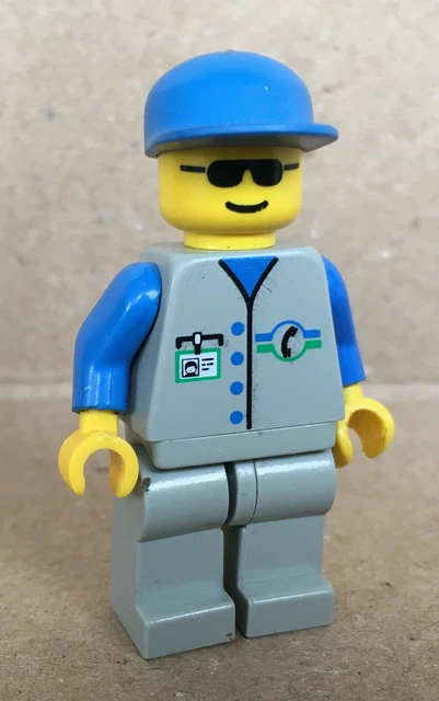 LEGO® MINIFIGURE CITY Classic Town Phone Repair Crew from Set 6422 ...