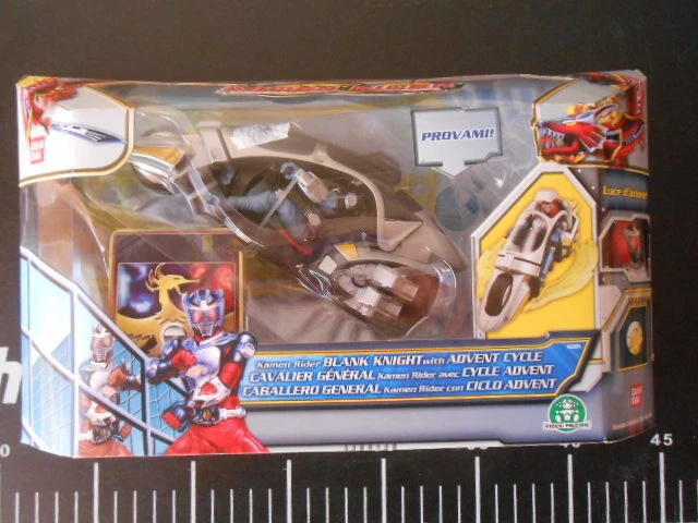 KAMEN RIDER BLANK KNIGHT WITH DRAGON CYCLE Bandai O15 EUR 19,90 ...