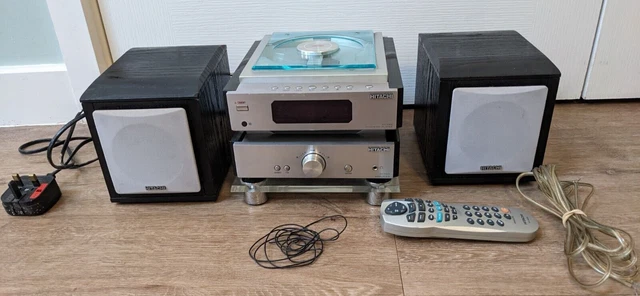 HITACHI AX-M66, COMPACT tuner/CD, amplifier, stereo speakers, plinth £7 ...