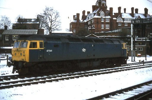 ORIGINAL COLOUR SLIDE of 47541 class 47 diesel loco £1.99 - PicClick UK