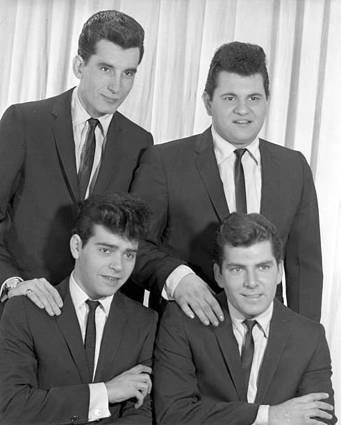 DOO WOP GROUP Larry Chance And The Earls pose for a portrait - 1963 Old ...