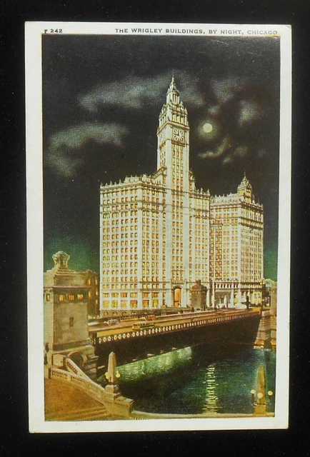 CARTE POSTALE 1945 The Wrigley Building by Night pleine lune Chicago IL ...
